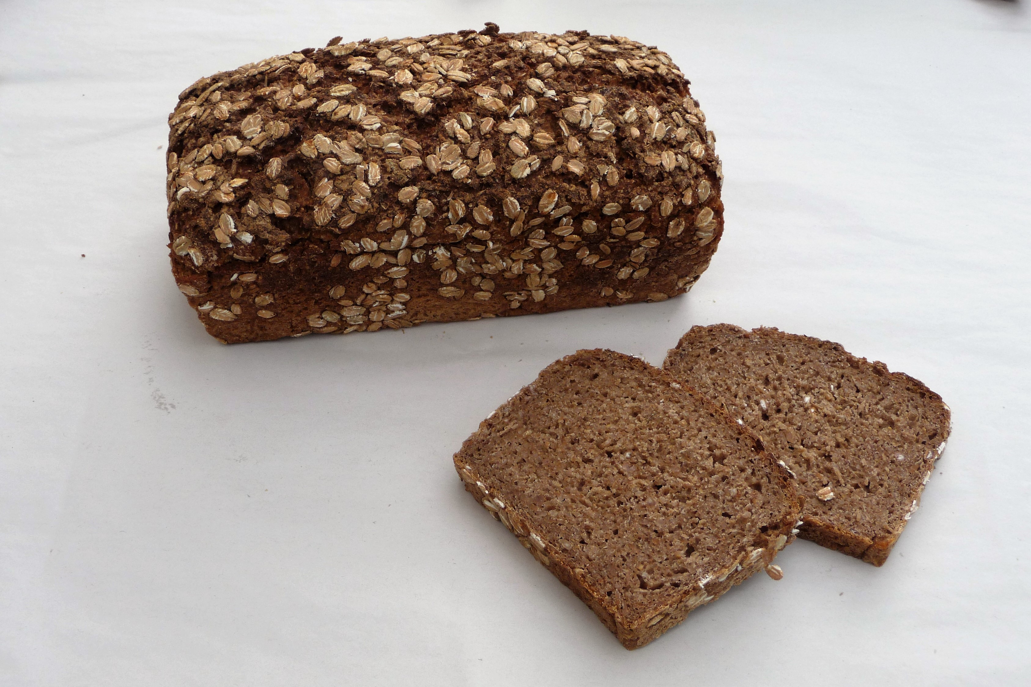 Vollkorn-Roggenbrot – Loretto Zwiefalten